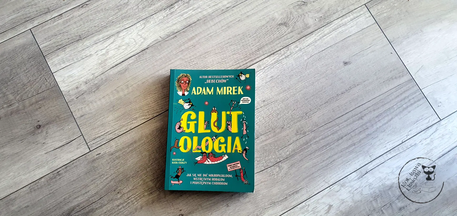"Glutologia" - Adam Mirek - recenzja książki - Kot, kawa i książki